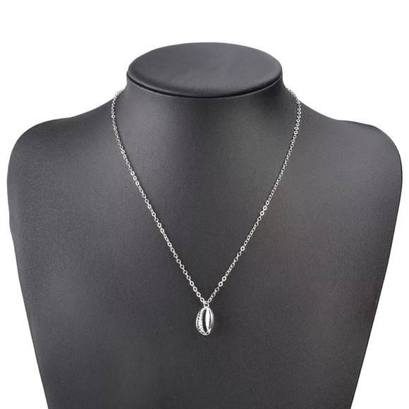 Jewelry | Silver Tone Cowrie Shell Pendant Necklace | Poshmark